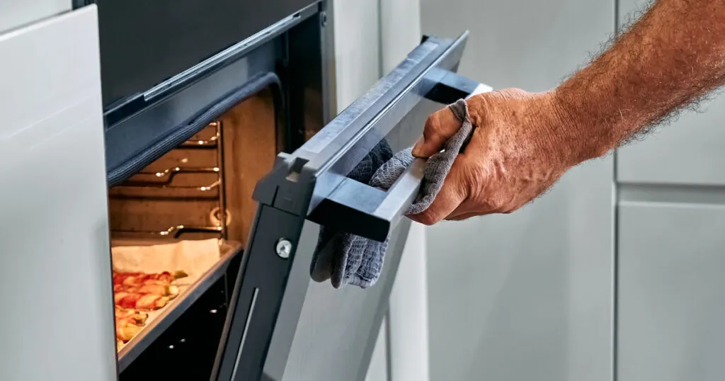 How to Cook Bacon in the Oven | 2023 - Easy Cooking Secret